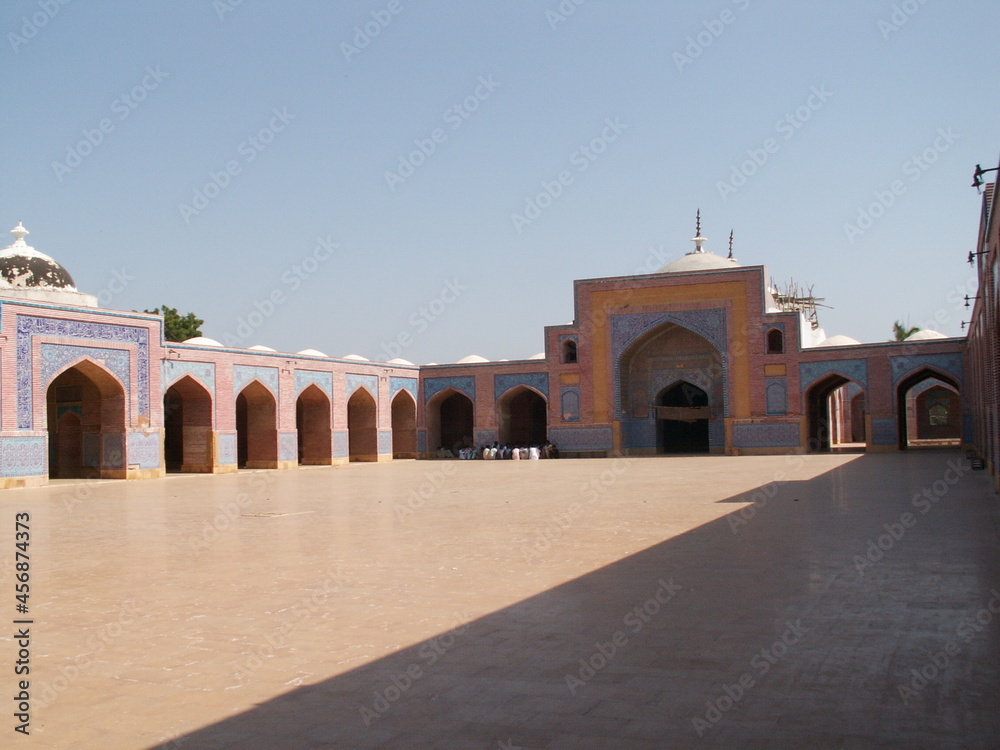 The Shah Jahan Mosque, also known as the Jamia Masjid of Thatta, is a ...