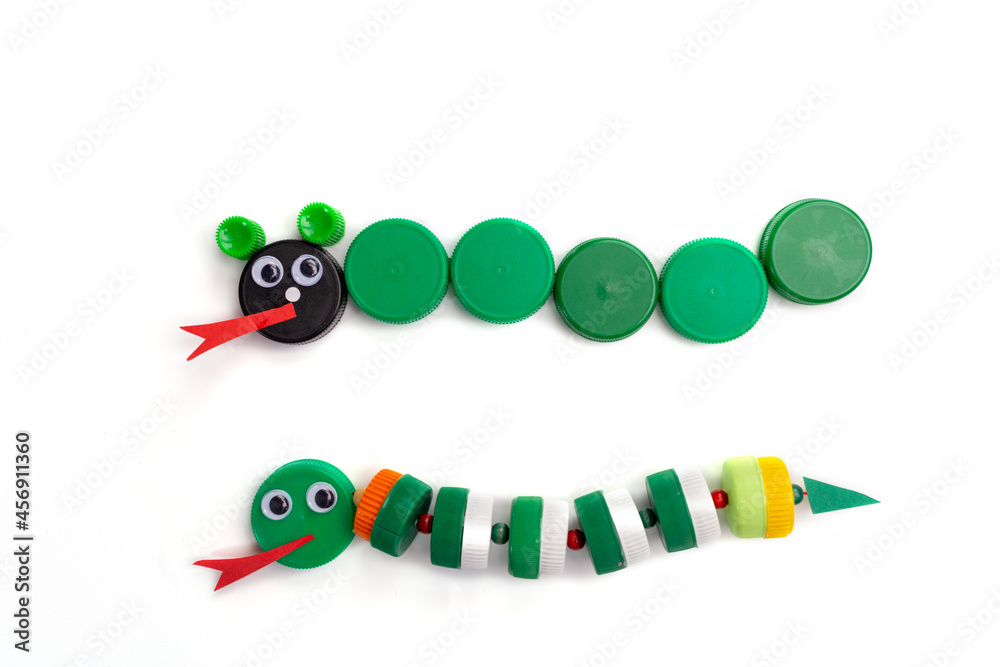 DIY summer craft for kids, how to make snake from plastic bottle cap ...
