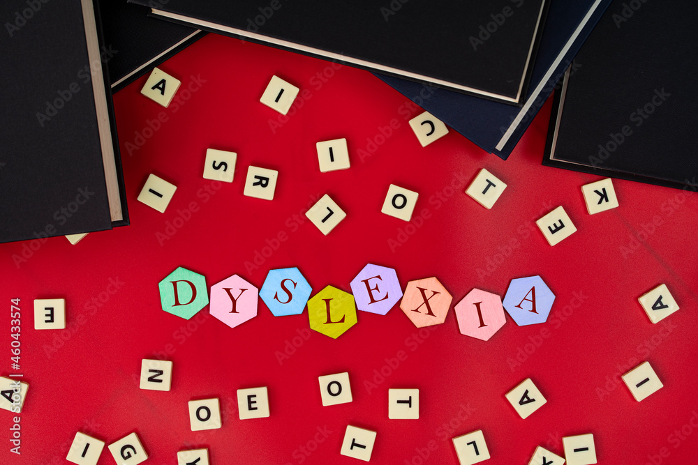 Stock-Foto „Hexagonal tiles with letters spelling DYSLEXIA with plastic ...