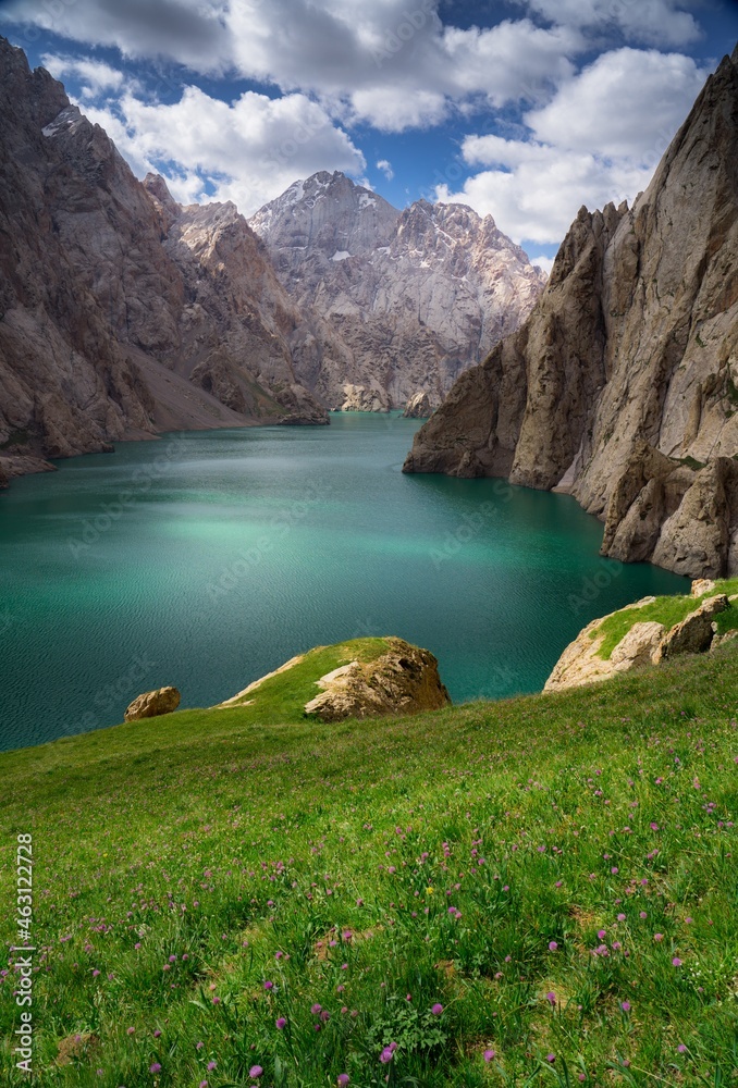 Alpine lake Kel-Suu (the correct name is Kol-Tetiri) at an altitude of ...