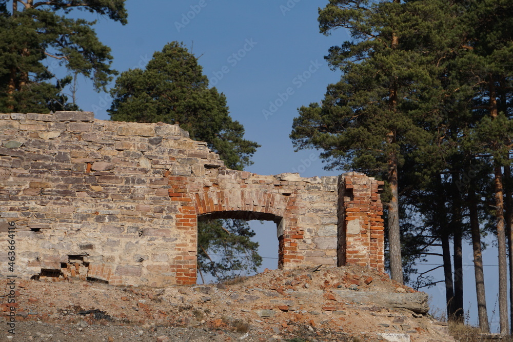 An old, abandoned, crumbling house. In the last century it was the home ...