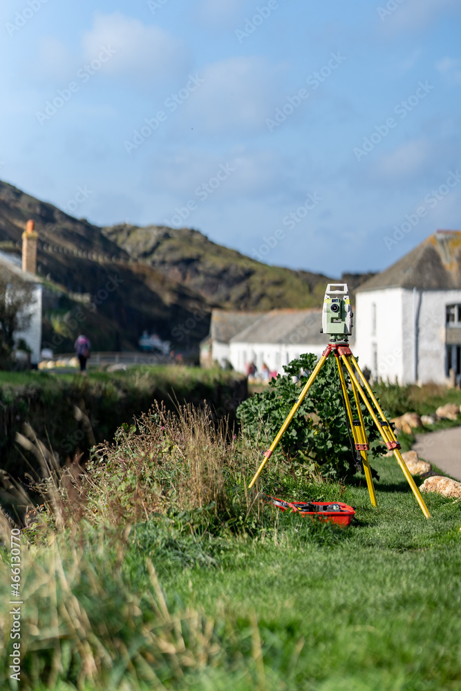 Construction survey digital analogue laser dot equipment on tripod ...