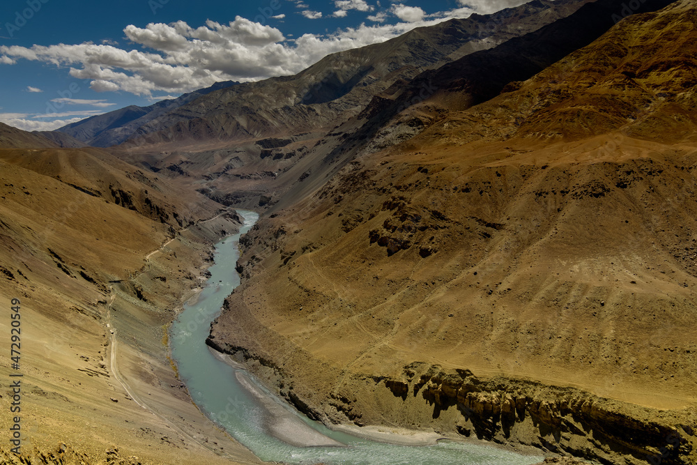 Beautiful Zanskar river flowing through rocks of Ladakh, Union ...