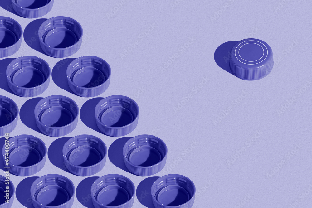 One commander all. Plastic bottle caps pattern, very peri color 2022 ...