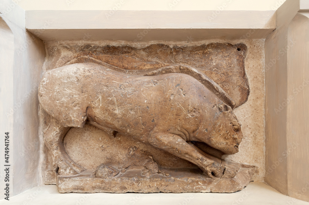 Scene from myth of Calydonian Boar, Archaeological Museum of Delphi ...