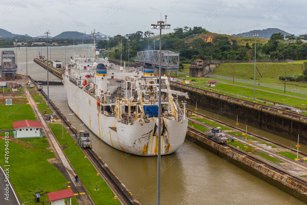 Ship crossing Panama Canal at Miraflores Locks - Panama City, Panama ...
