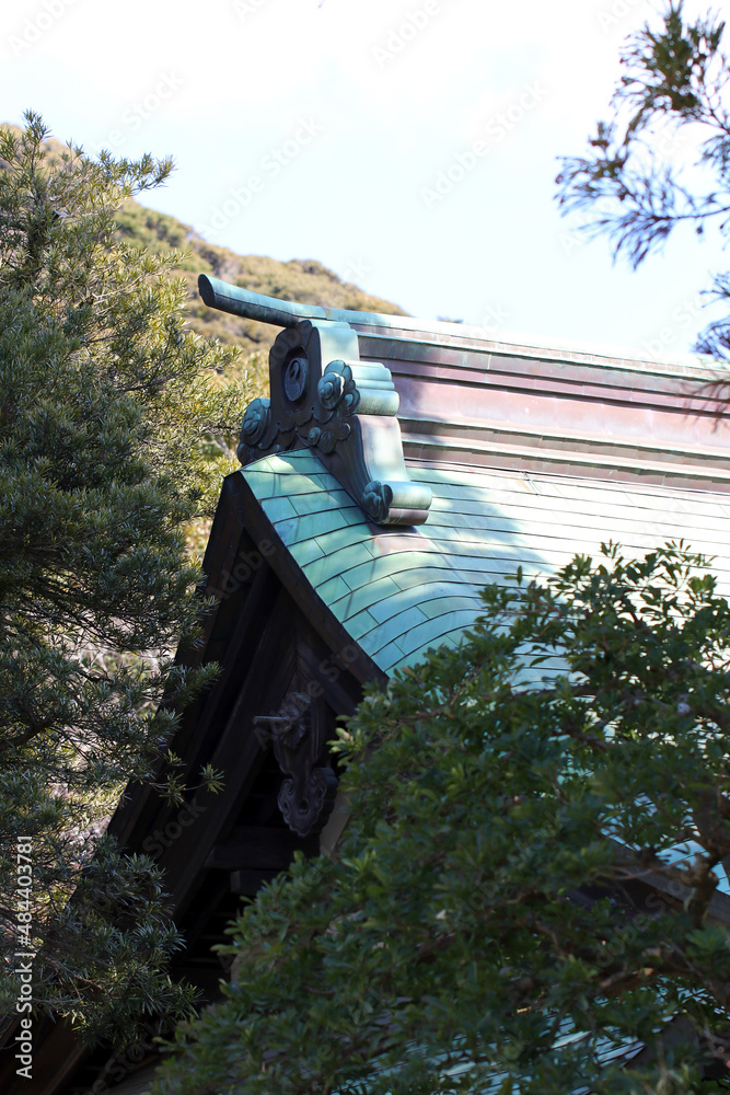 Roof design image of the Japanese Kamakura period wooden shrine ...