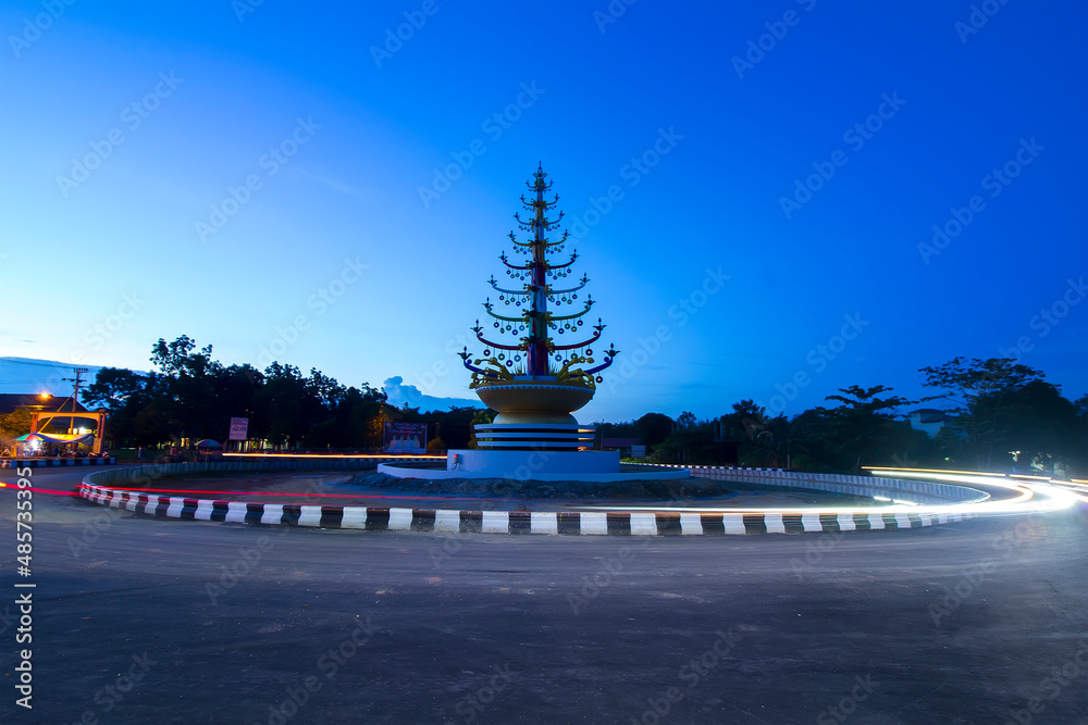 Mount Perak Roundabout Located in Tamiang Layang, East Barito Regency ...