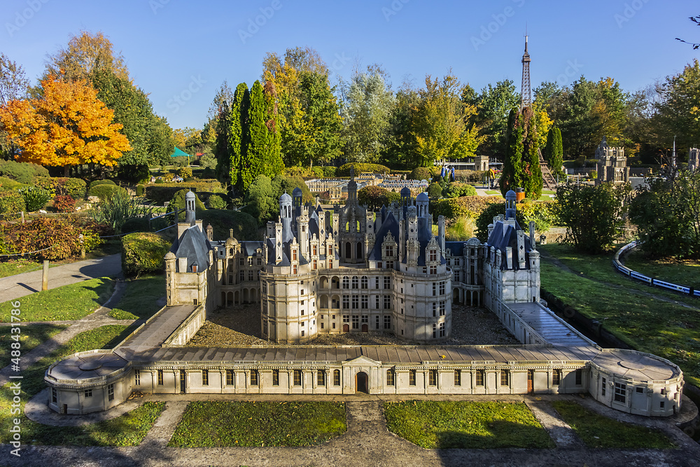 France Miniature - 116 of most spectacular monuments of French national ...