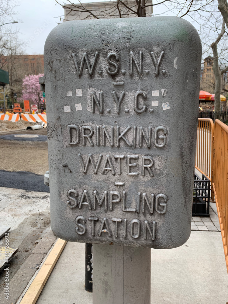 Стоковое фото «Drinking water sampling stations throughout New York ...