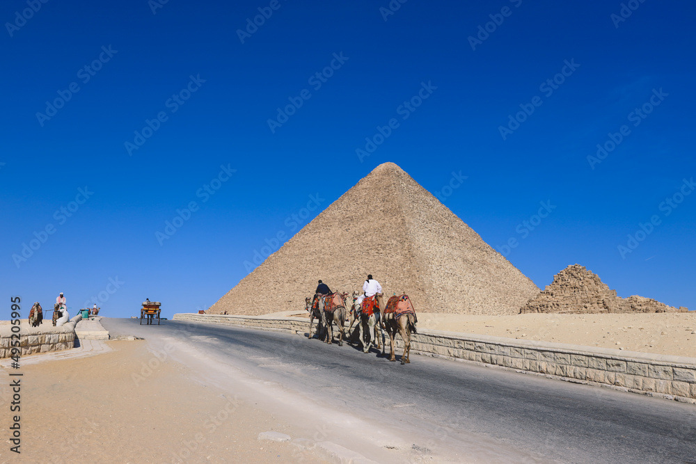 Natural View to the Great Pyramid of Giza under Blue Sky and Day Light ...