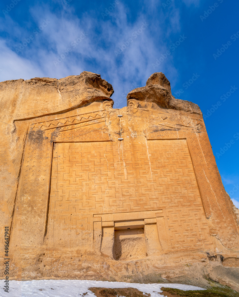 Foto Midas Monument of Phrygian King Yazilikaya which is located in the ...