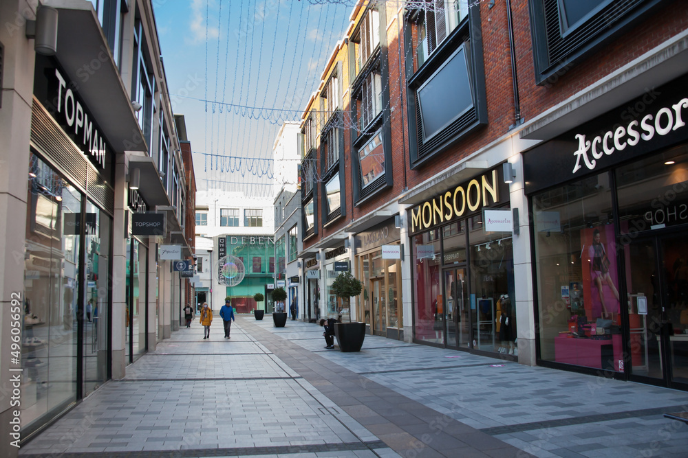 High Street shops in the Parkway Shopping Centre in Newbury, Berkshire ...