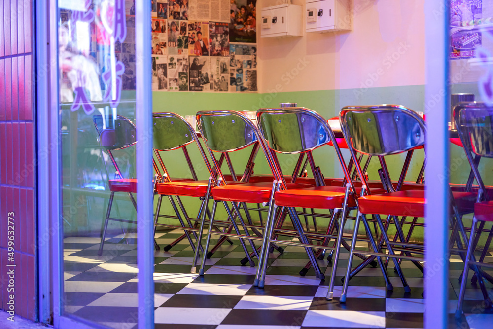 Eighties retro style Chinese restaurant food stall seating Stock Photo ...