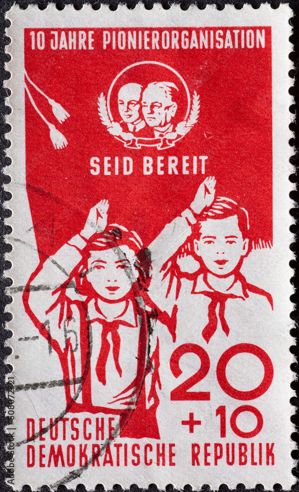 Foto de Stock GERMANY, DDR - CIRCA 1958 : a postage stamp from GERMANY ...