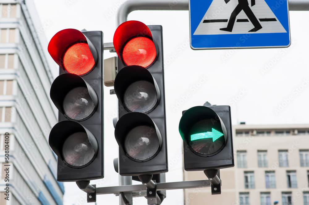 Foto de Stock Traffic lights and Pedestrian Crossing road sign in city ...