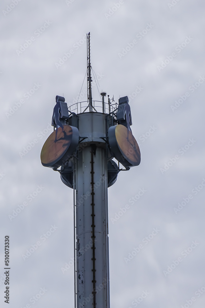 Rotterdam Euromast (designed by Hugh Maaskant, completed between 1958 ...