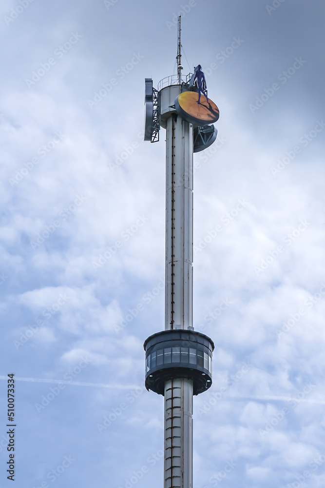Rotterdam Euromast (designed by Hugh Maaskant, completed between 1958 ...