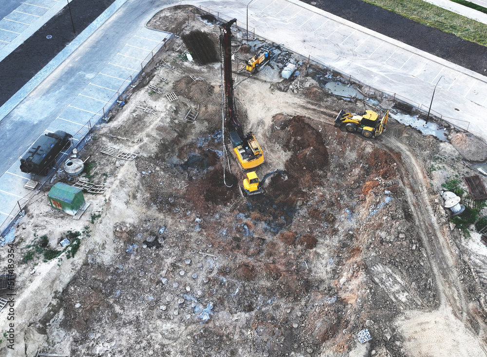 Deep foundation machine. Drilling rig and Pile driver at construction ...