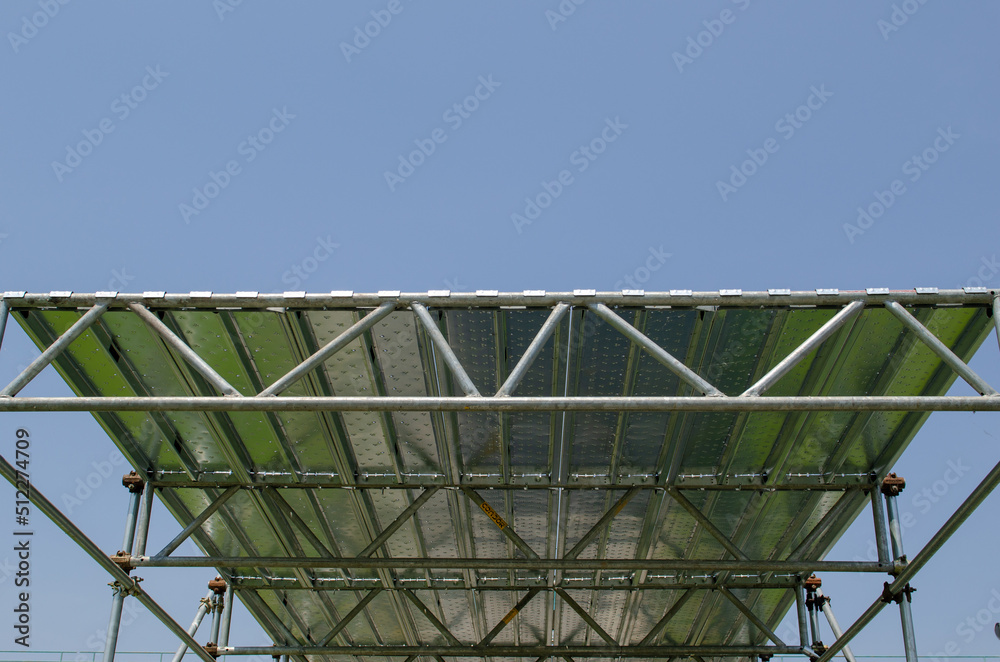 Scaffolding construction: detail with load-bearing structure in ...