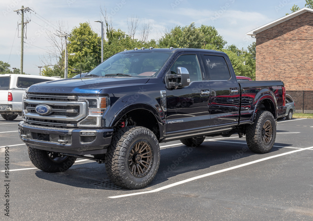 Ford F-350 4X4 Crew Cab Platinum Super Duty display. Ford offers the ...