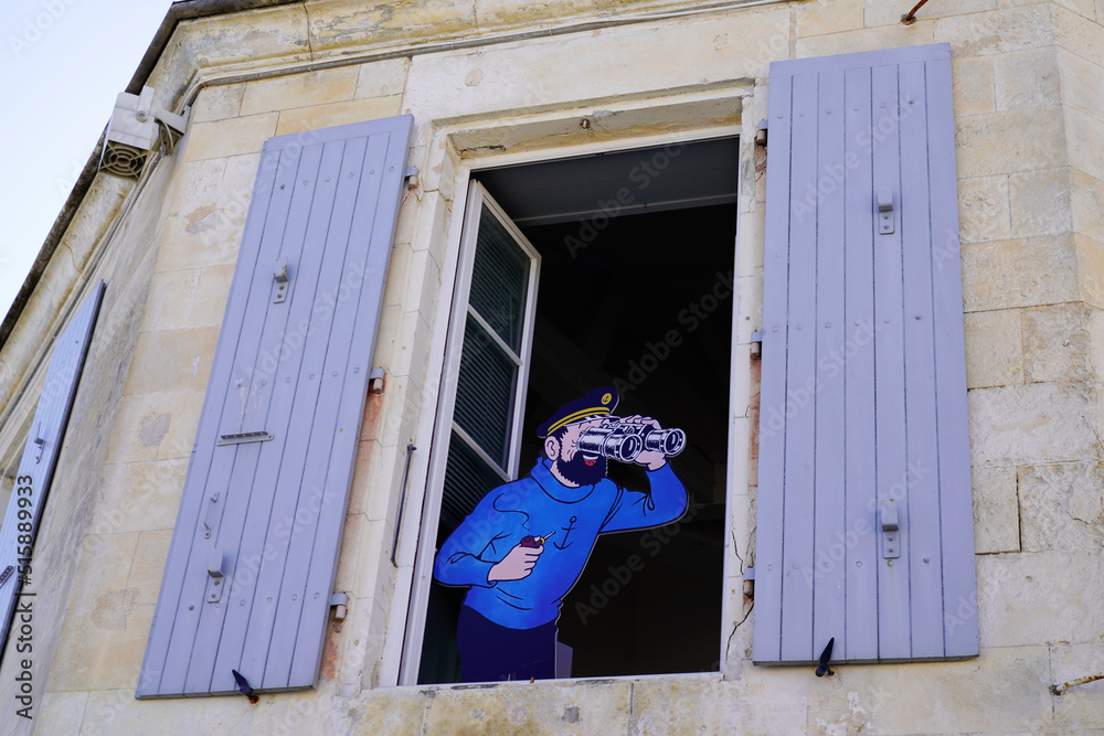capitaine haddock profil carton on windows facade tintin shop 素材庫相片 ...