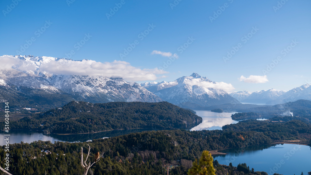 Foto de Stock Vistas de los paisajes de San Carlos de Bariloche y el ...