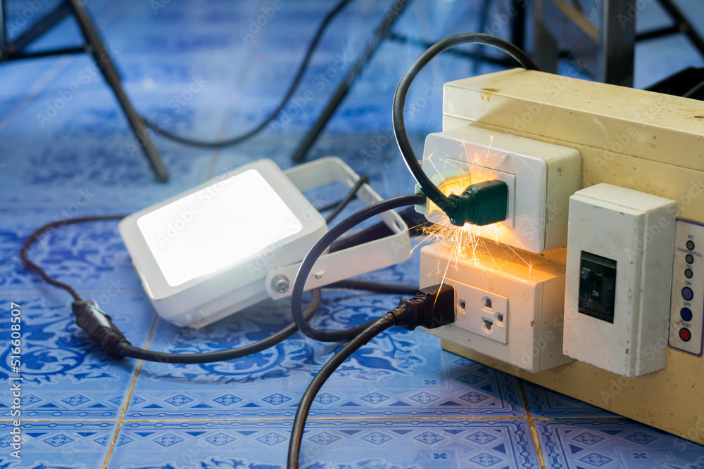 Short circuit, causing a spark to the plug. Using a non-standard power ...