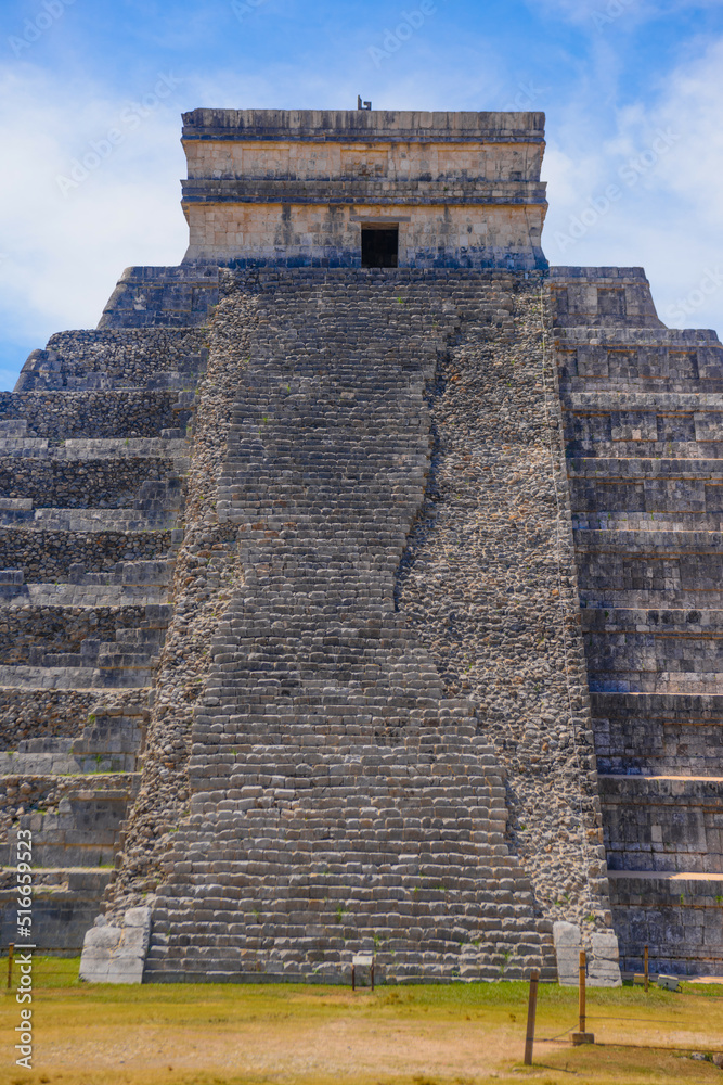 Ladder steps of temple Pyramid of Kukulcan El Castillo, Chichen Itza ...