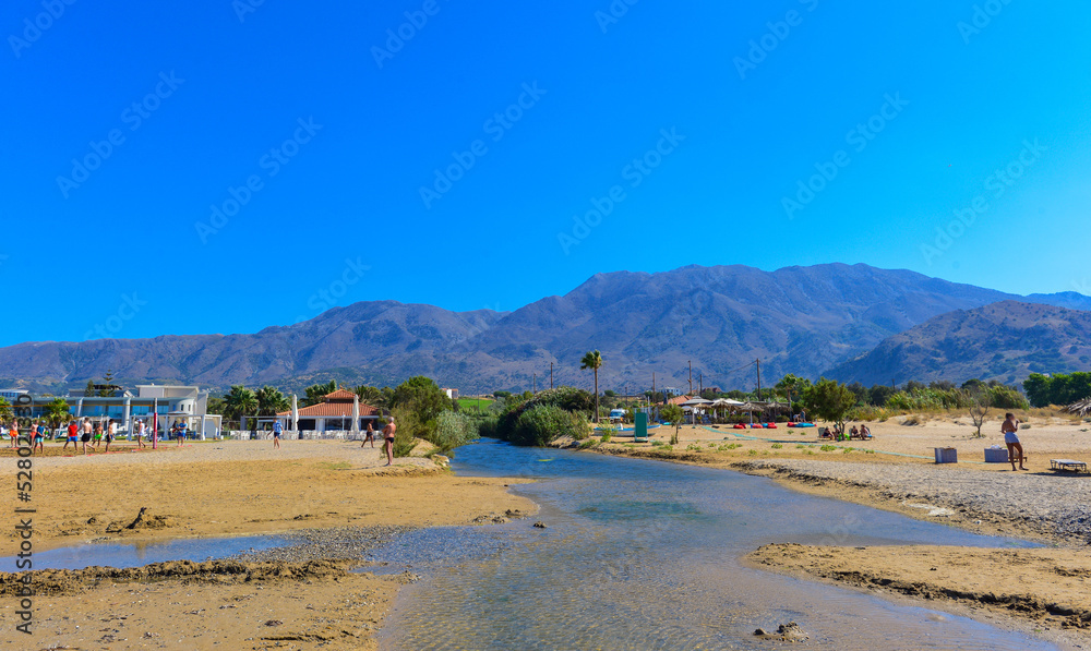 Fluss Delfinos Potamos an der Paralia Kourna/Georgioupoli-Chania/Kreta ...