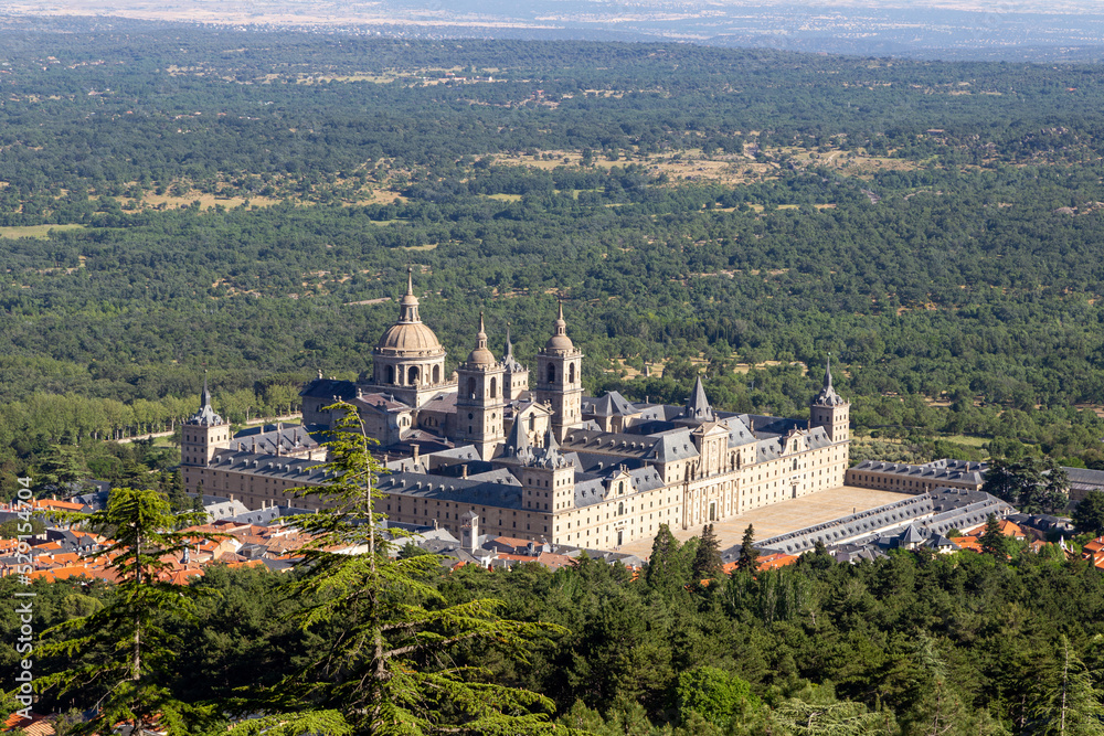Vista general del Monasterio Real de San Lorenzo del Escorial (siglo ...