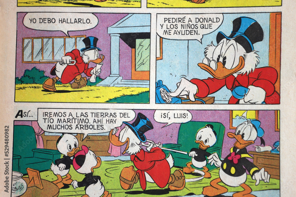 Foto de Stock Donald Duck Comic Magazine. Donald, with his nephews Huey ...