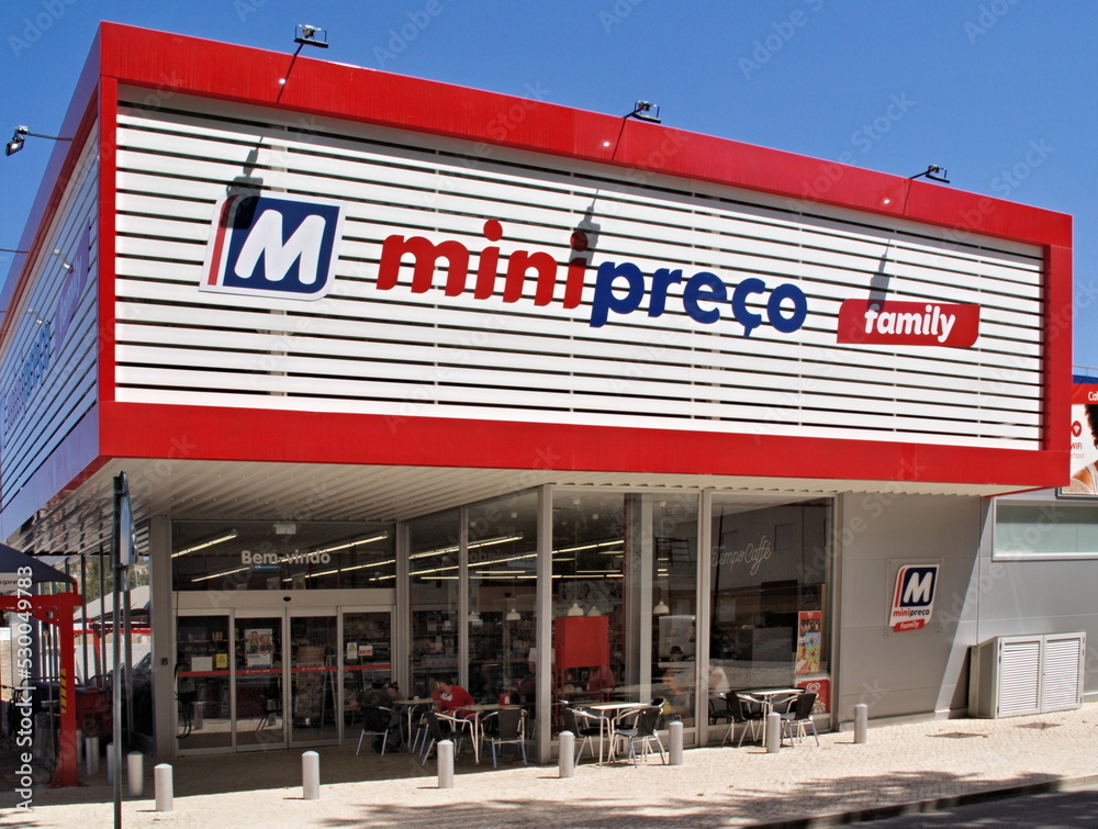 Modern Mini Preço Supermarkets run by the Spanish Dia group in Portugal ...