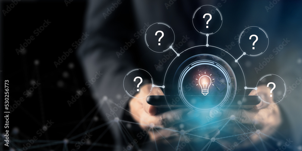Stock-Foto „Question marks and light bulb symbolizing idea or solution ...