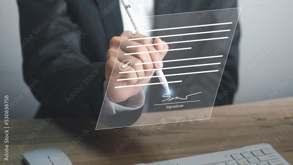 Foto stock di Digital Signature or e-signature and Paperless workplace ...