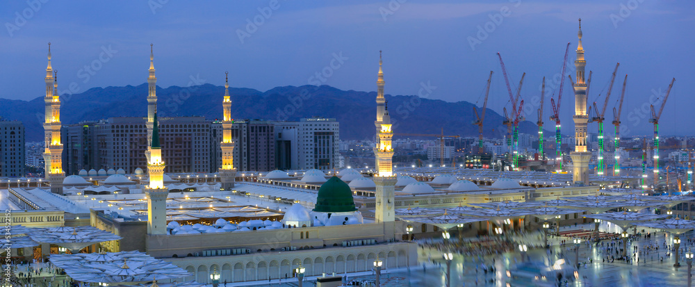 Medina, Al-Madinah Al-Munawwarah, Saudi Arabia - Al Masjid an Nabawi ...