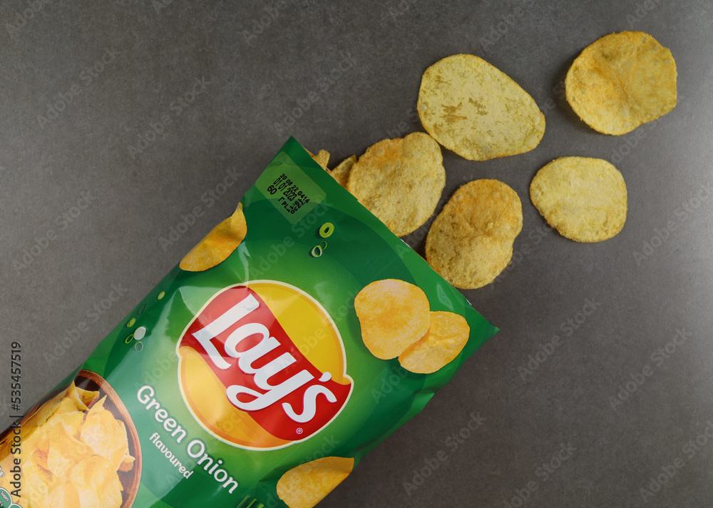 LVIV, UKRAINE - September 23, 2022: Lays Green onion potato chips Stock ...