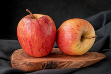 Two Apples Free Stock Photo - Public Domain Pictures