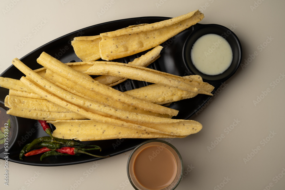 fafda Gathiya (fafda jalebi) is a very popular Gujarati snack, common ...