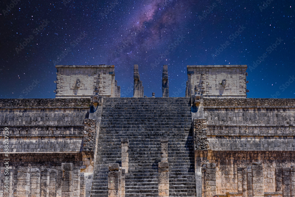 Temple of the Warriors in Chichen Itza, Quintana Roo, Mexico. Mayan ...