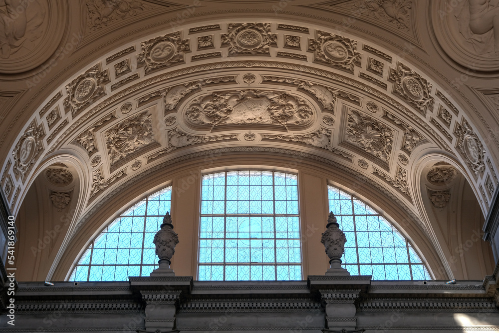 Breathtaking architecture details of panoramic dome columns scenic ...