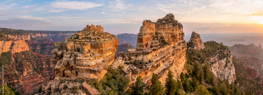 Golden sunrise light at the Roosevelt Point Overlook - Grand Canyon ...