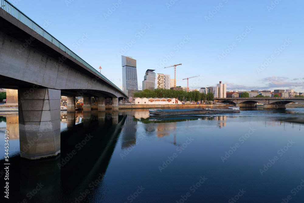 Foto de Stock Paris ring road above the Seine river and National bridge ...