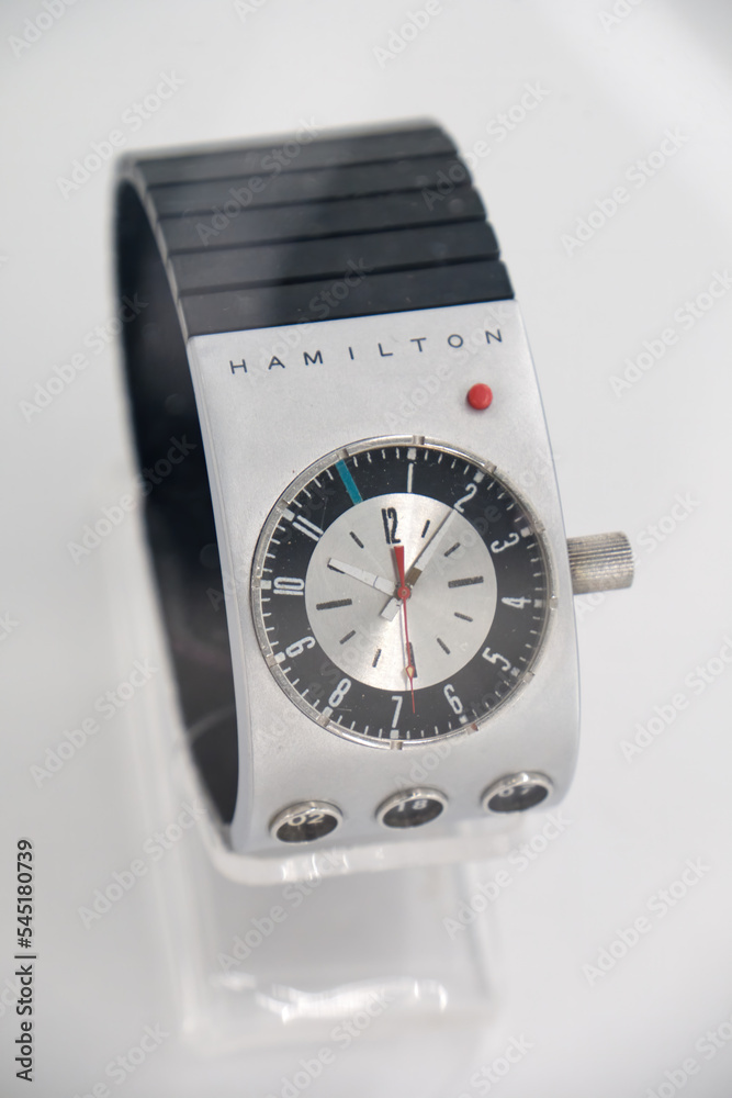 Foto de Stock ISTANBUL, TURKEY, NOVEMBER 8, 2022: Custom Hamilton brand ...