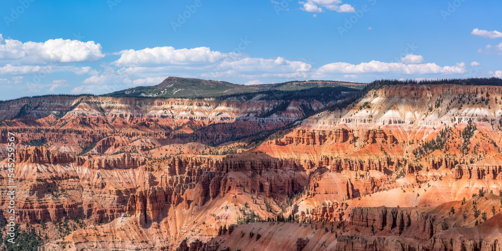 Amphitheater View from Spectra Point Overlook on the Ramparts Trail in ...