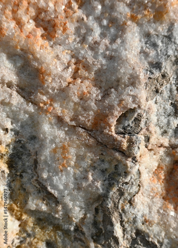 Fondo con detalle y textura de superficie de roca con escamas de cuarzo ...
