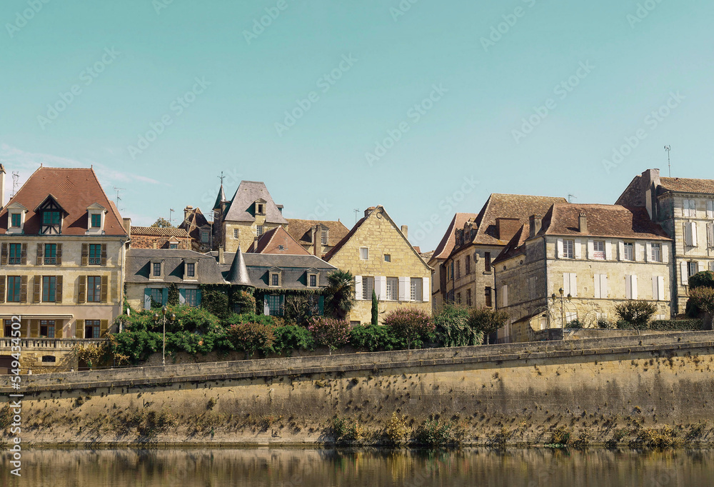 Bergerac, medieval town. Along the banks of river Dordogne, its ...