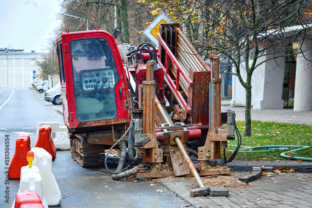 Drilling rig machine. Horizontal directional drilling machine, HDD ...