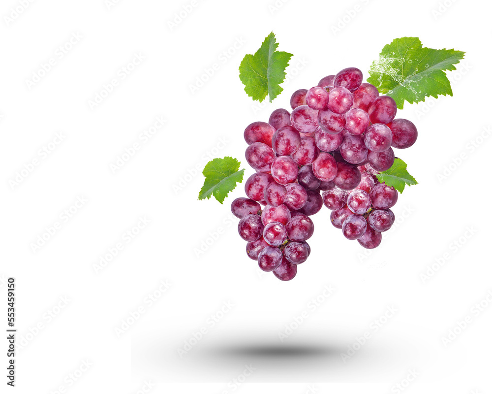 Water splash on fresh red grape with leaves isolated on transparent ...