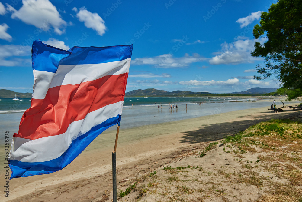 Bandera de Costa Rica en Playa Stock Photo | Adobe Stock